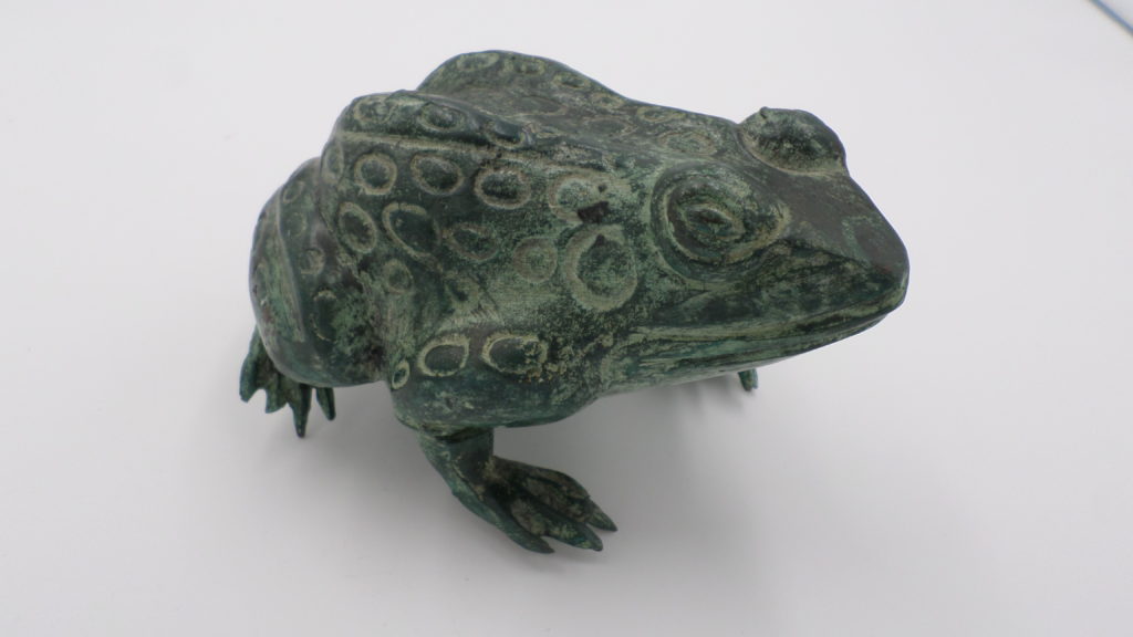 Grosse grenouille en fonte verte – Grenouilles du monde